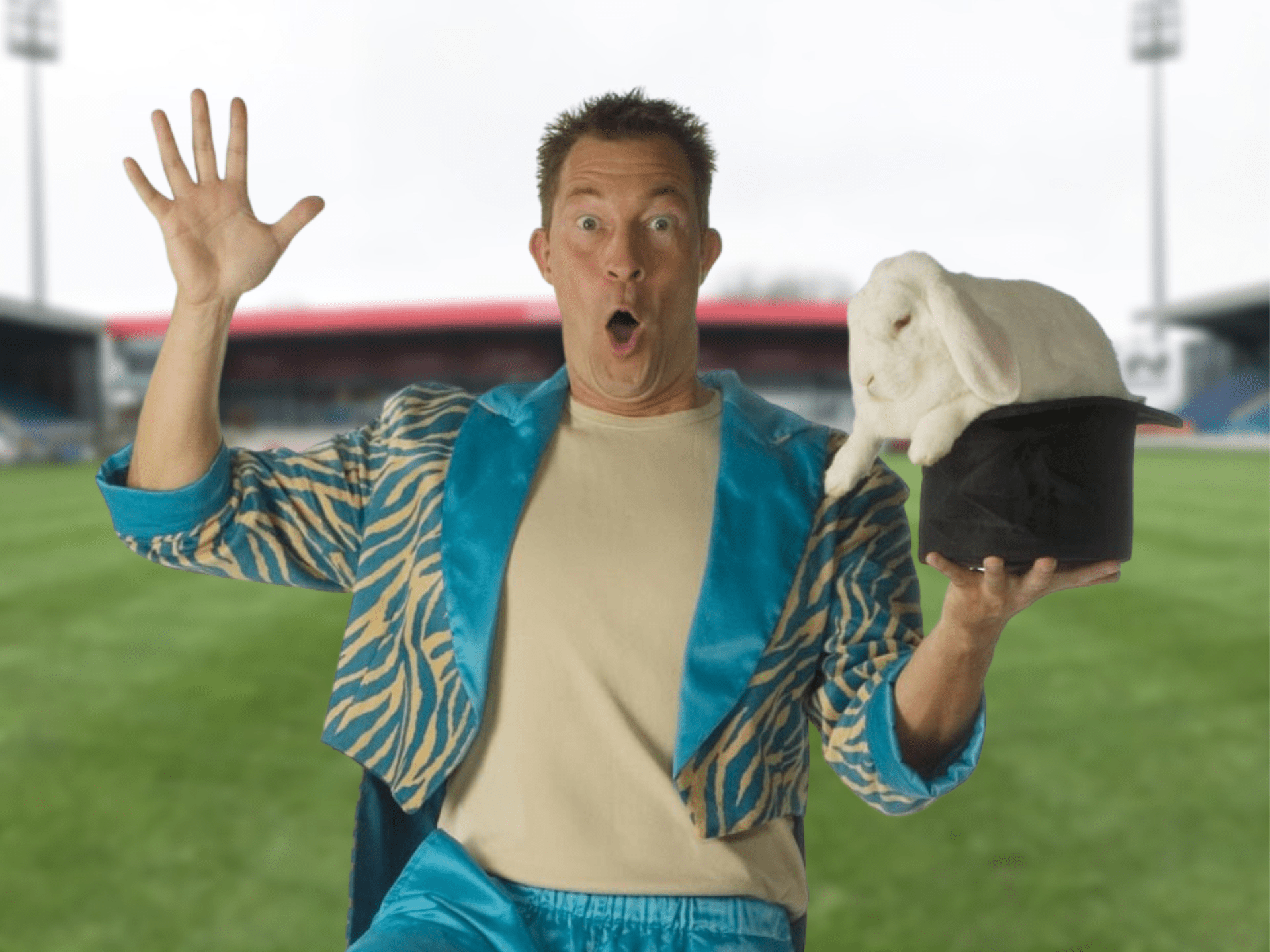 Trylleri i topklasse, gratis påskeæg og sodavand før kampen 2. påskedag ...