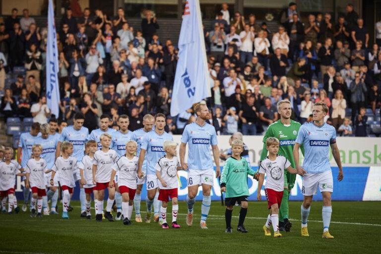 Dansk fodbold hylder de frivillige - også på Sydbank Park - Sønderjyske ...