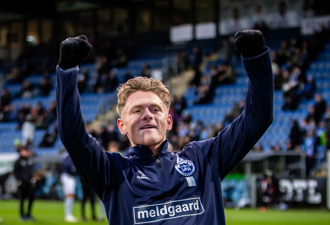 Meldgaard understreger sin store støtte med et nyt sponsorat - Sønderjyske Fodbold