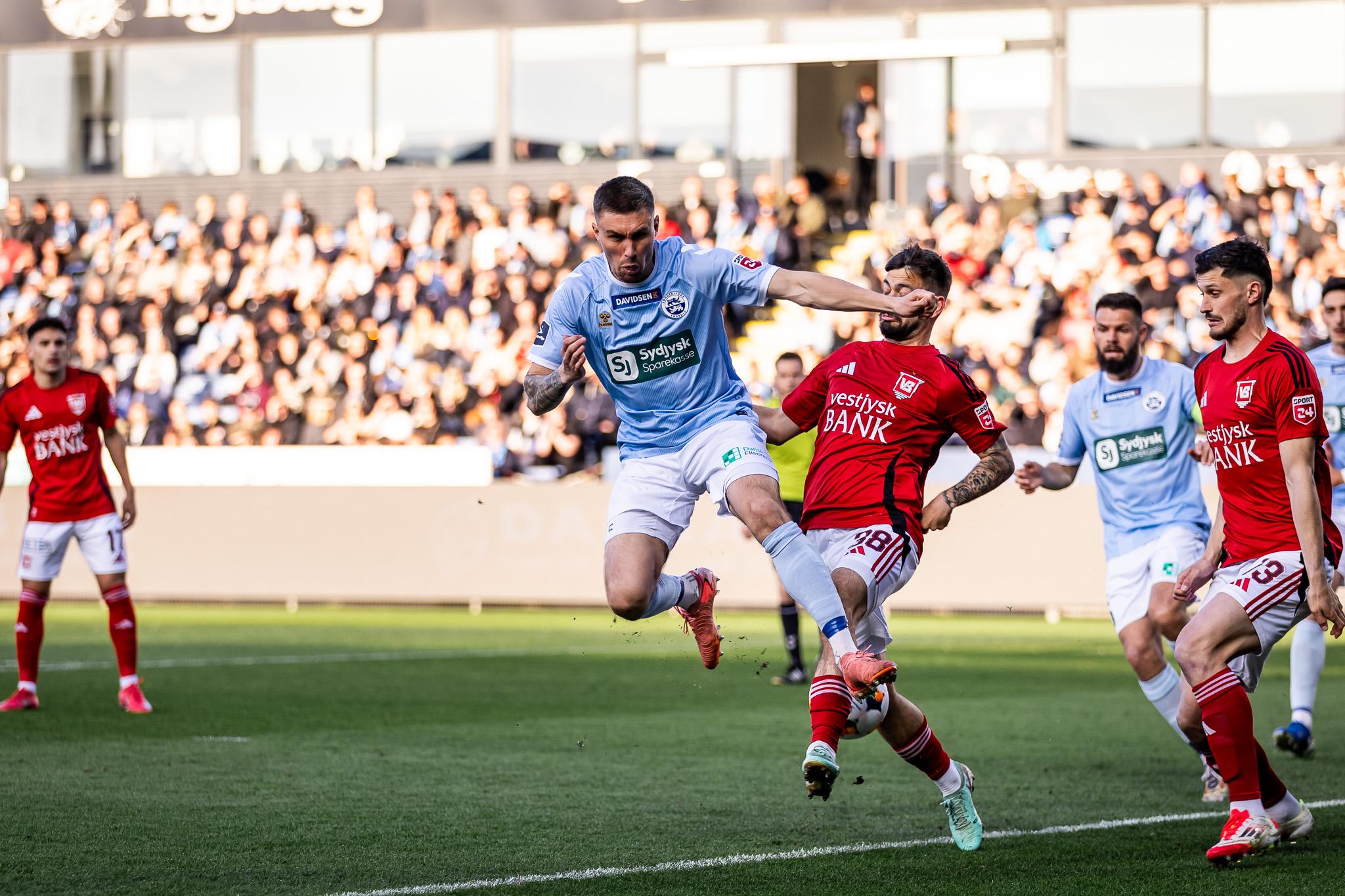 Grétarsson er udtaget til det islandske A-landshold - Sønderjyske Fodbold